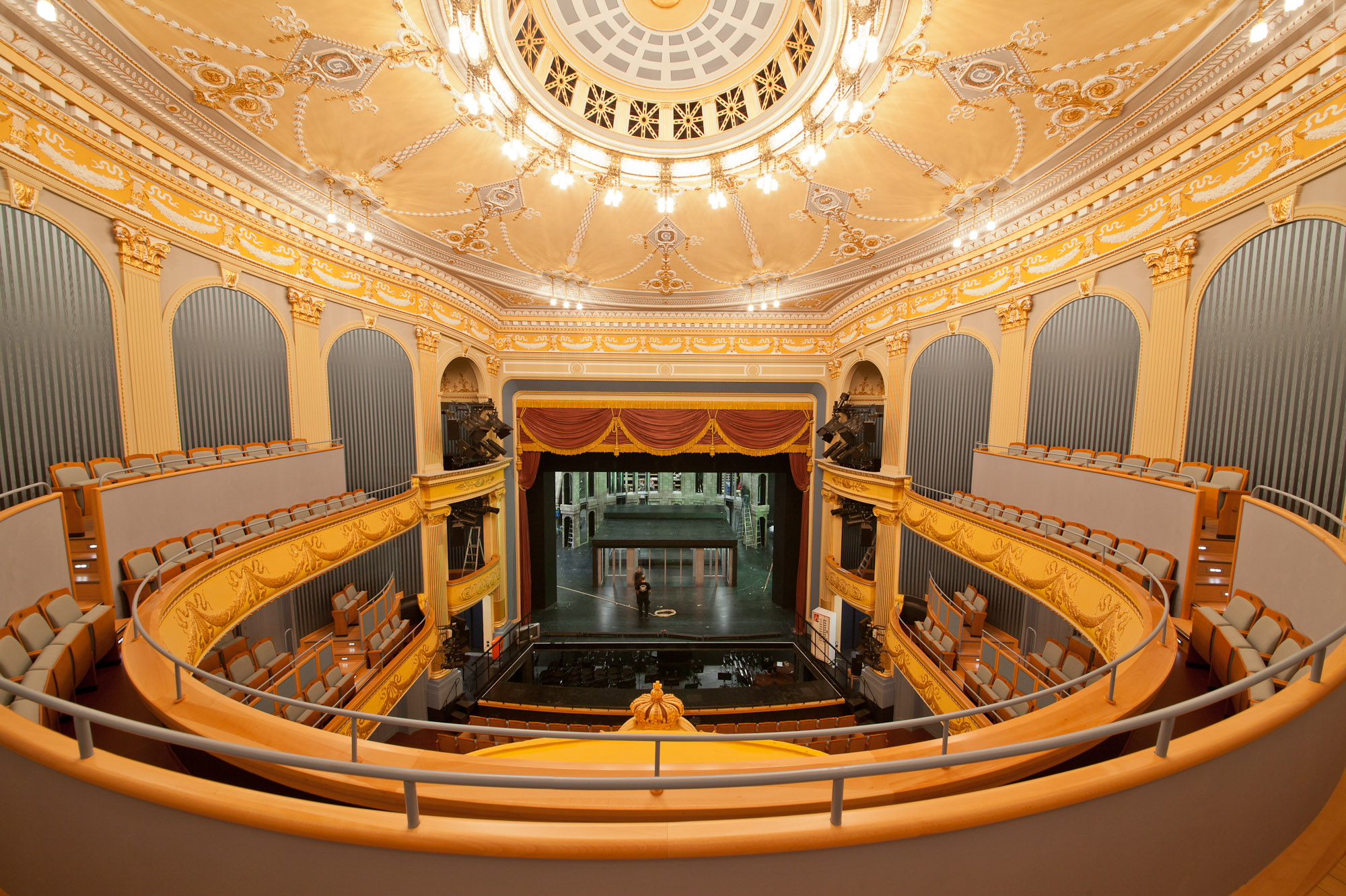 Theater Meiningen » tischlereibuff.de